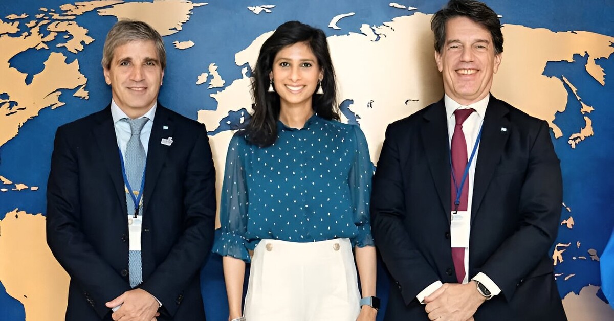 Gobierno argentino alcanza acuerdo con el FMI: Desembolso de US$ 800 ... Gobierno argentino alcanza acuerdo con el FMI: Desembolso de US$ 800 ...